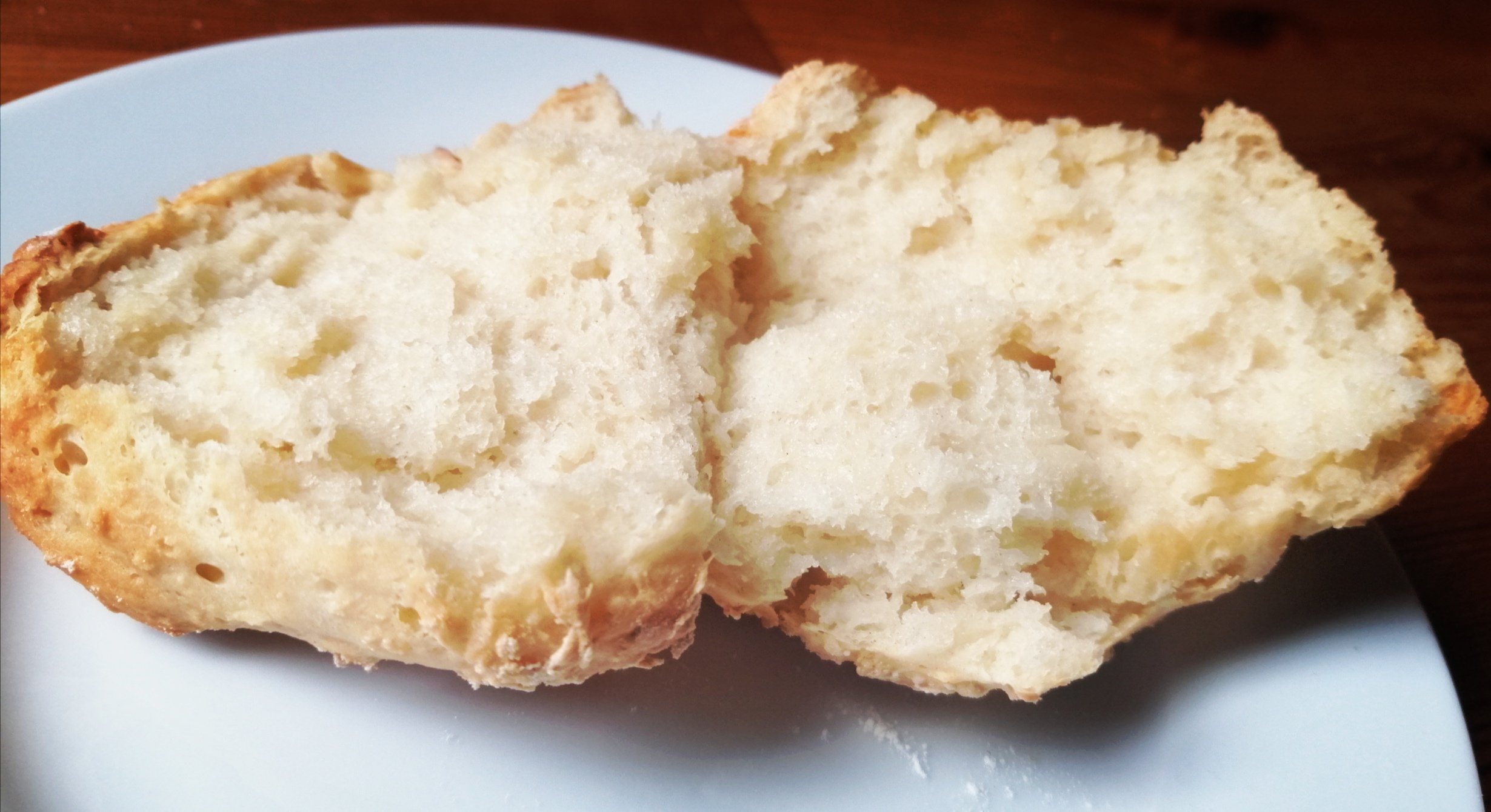 Easy, Two Ingredient Bread Rolls – Seaneen's Sunnyside Kitchen